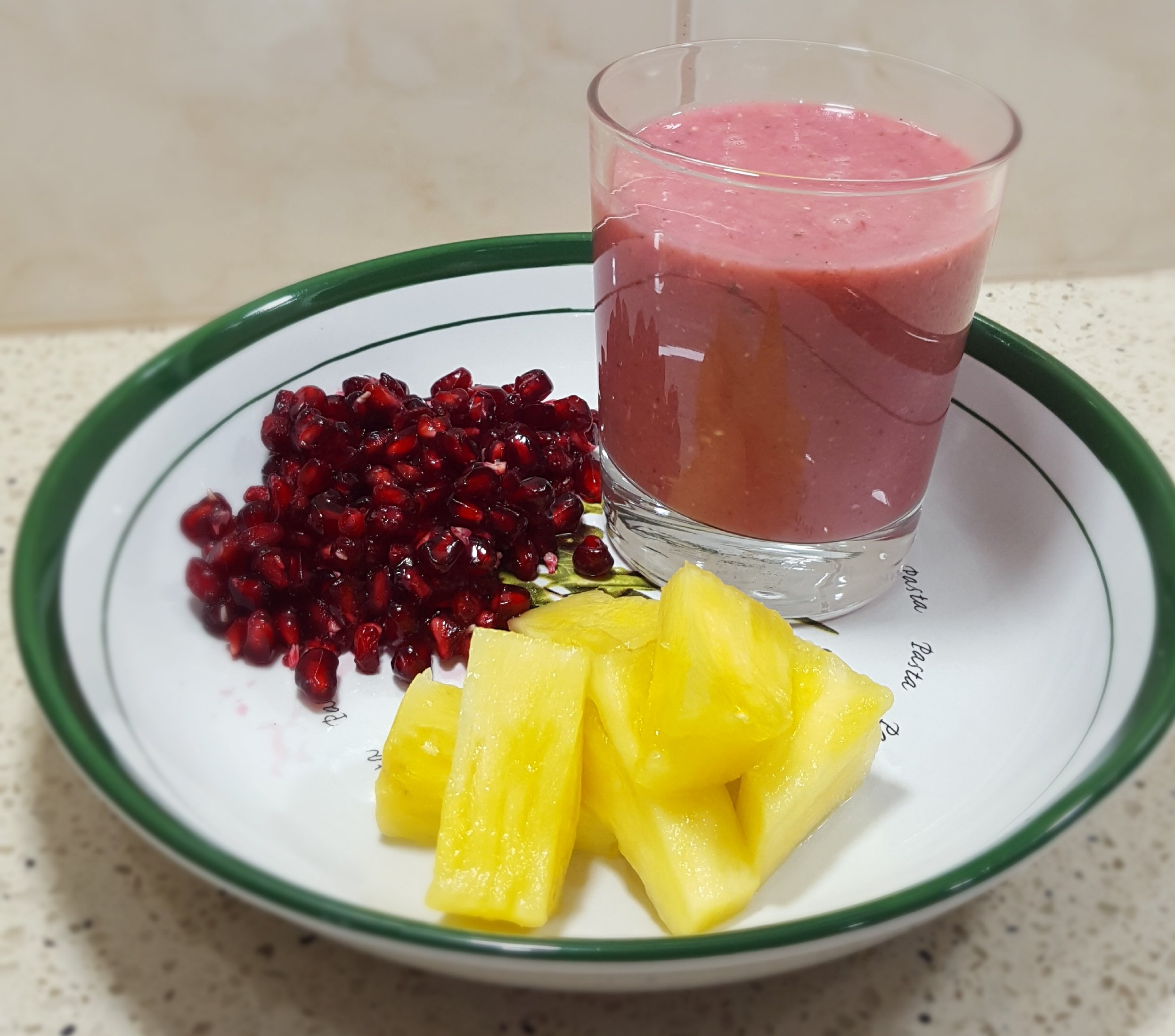 Pineapple-Pomegranate Mix – Lobo Universe