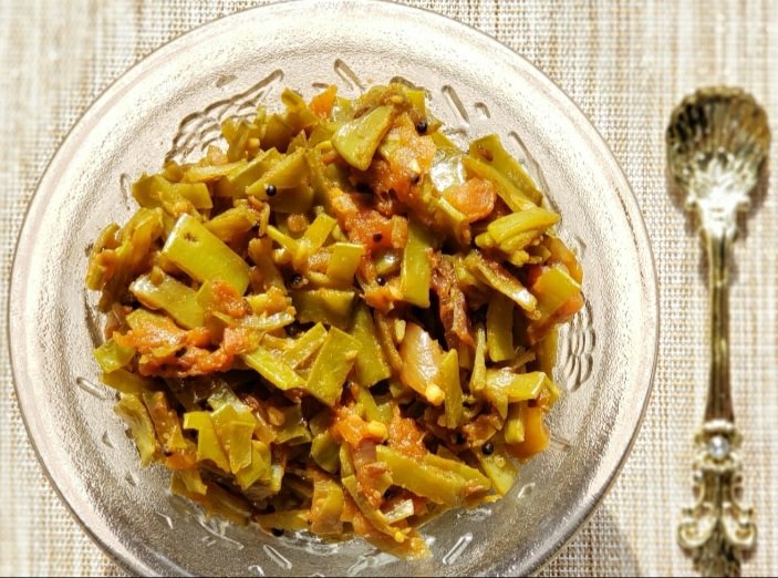 Papdi (Flat Green Beans) – Lobo Universe